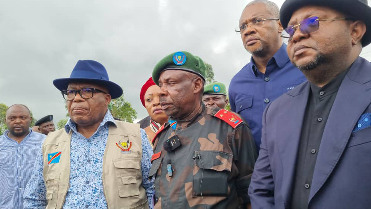 Kinshasa : 350 Kuluna en route vers Kanyama Kasese pour une ...