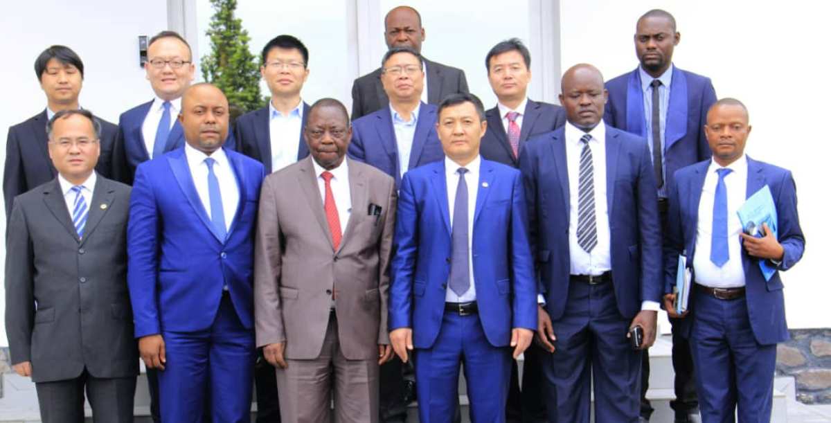 Le chemin de fer Kolwezi-Dilolo au menu des entretiens à la Primature ...