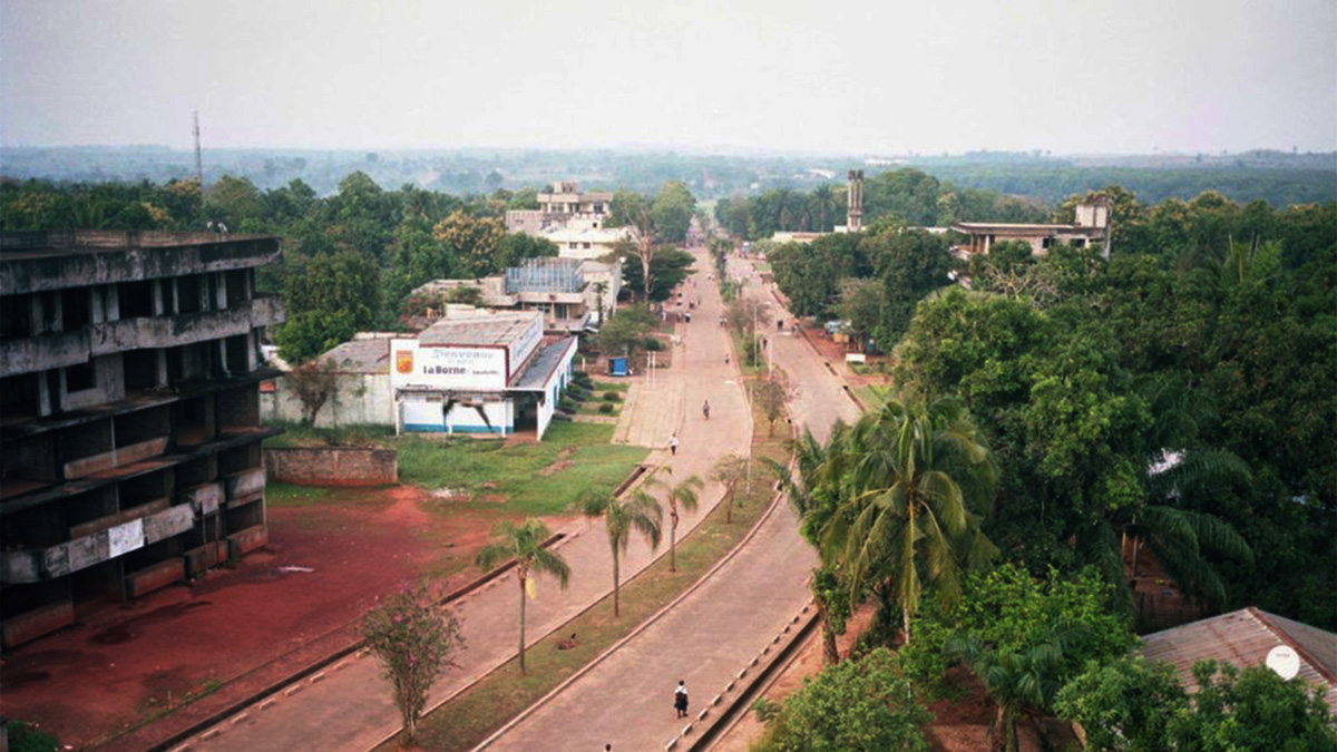 Gbadolite : l’explosion d’une borne de traversée de la SNEL plonge la ...
